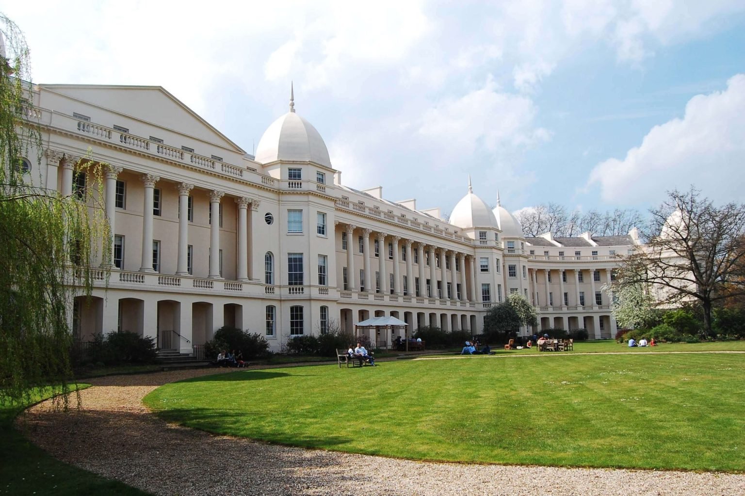 London Business School MBA Admission - Fees, Ranking, MBA Requirements, Deadline, Scholarship